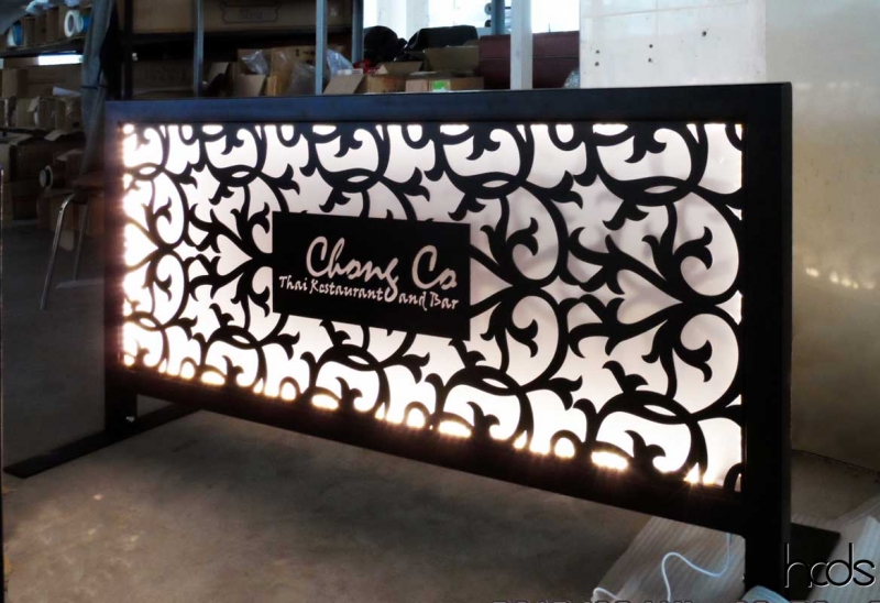 Perspex Cafe Barriers – JFITG